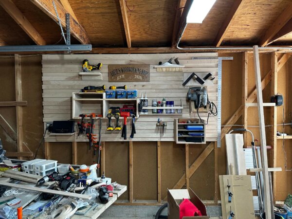 I made a french cleat wall – Wood Rather DIY