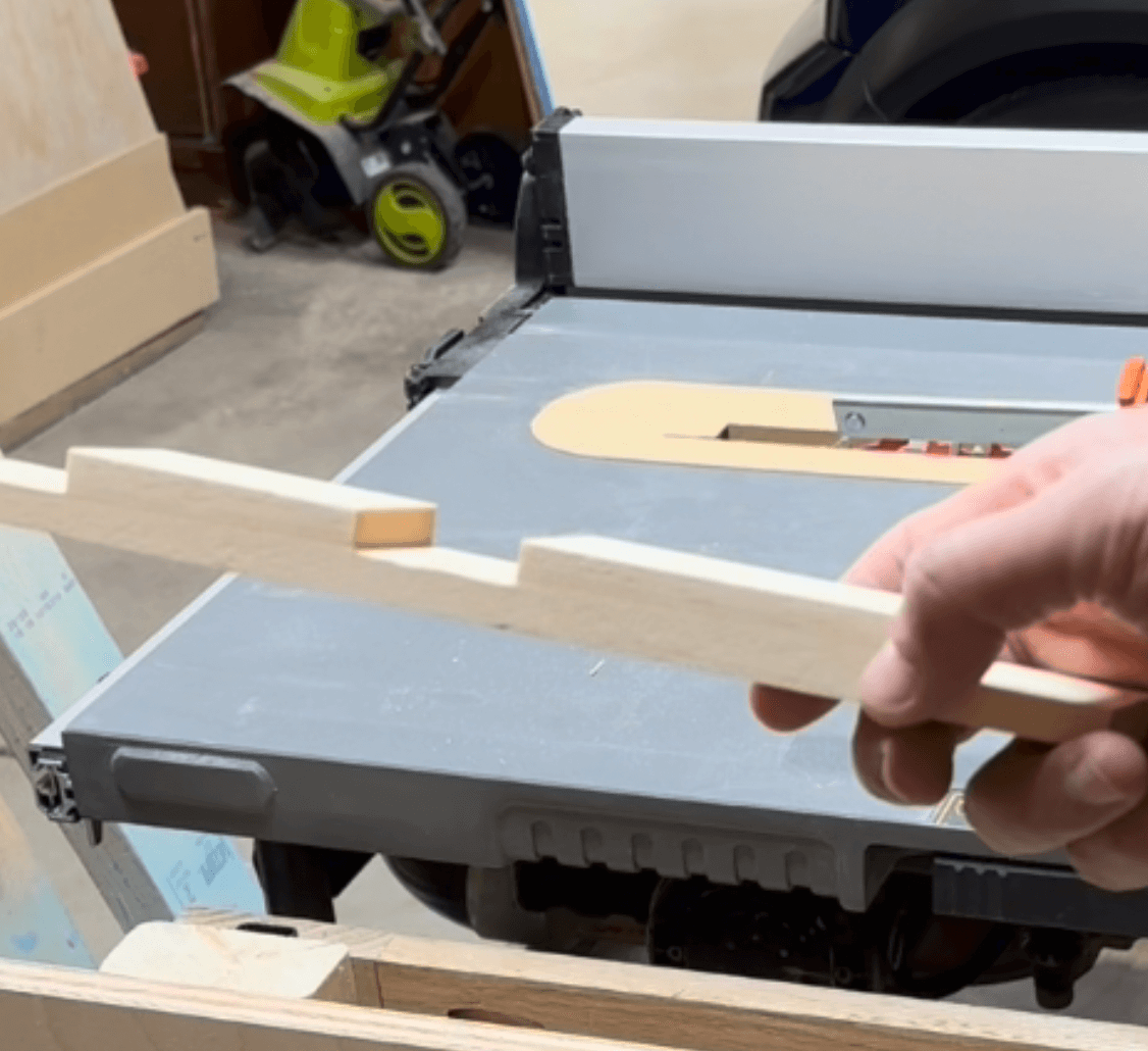 Half Lap Joint / Finding the Center – Wood Rather DIY